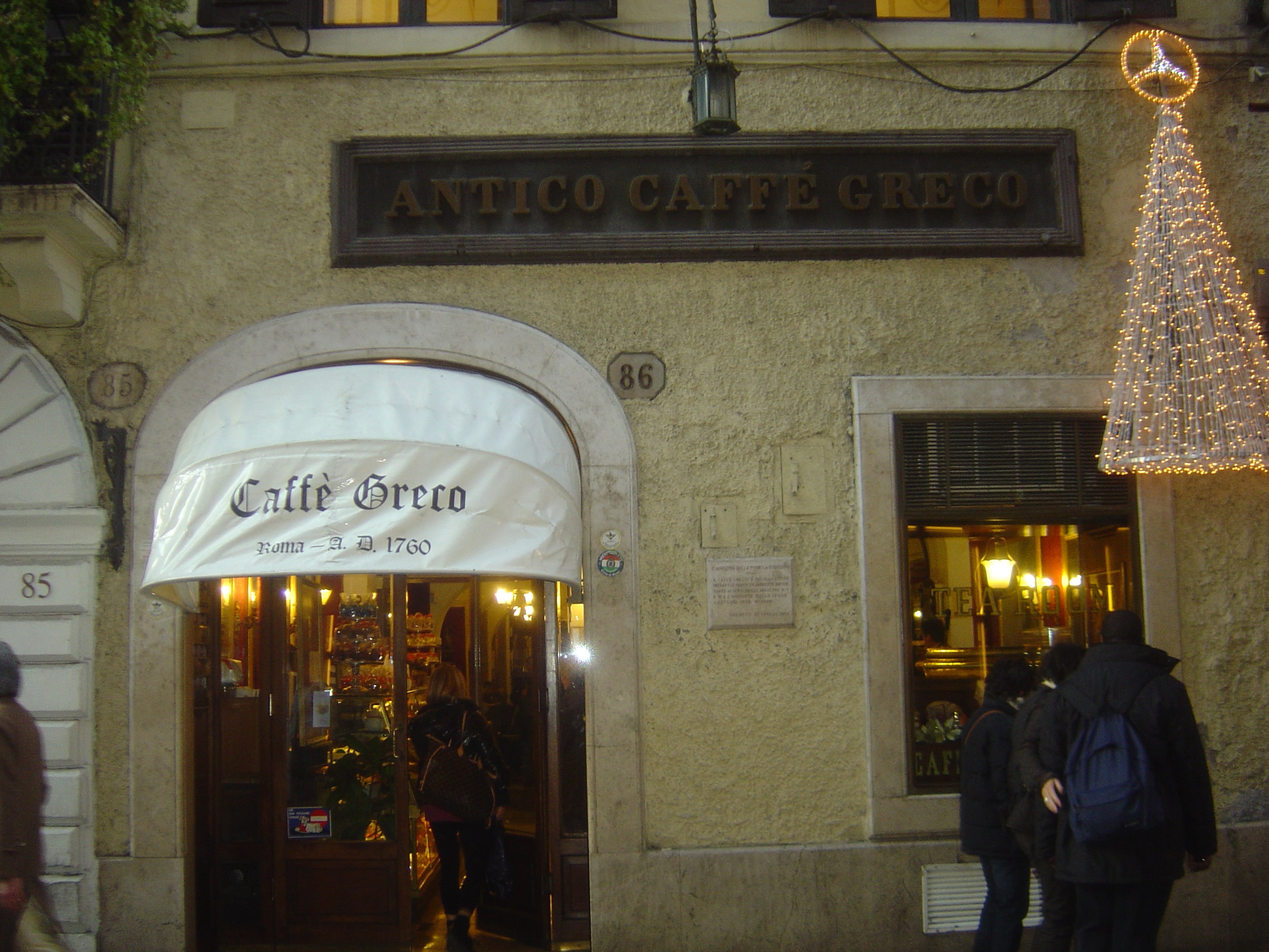 Caffè Greco, lo storico caffè nel cuore di Roma - Snap Italy