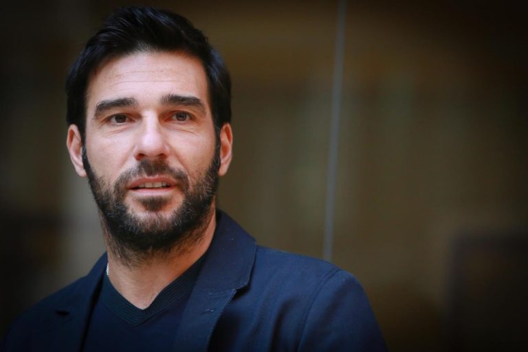 Attori romani sulla cresta dell’onda: “Fatece largo che passamo noi”