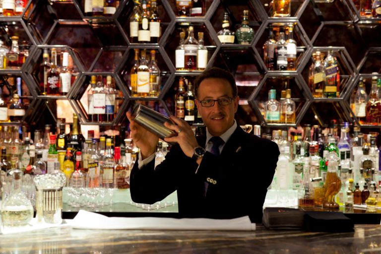 Barman italiani: ecco chi sono i più famosi - Snap Italy