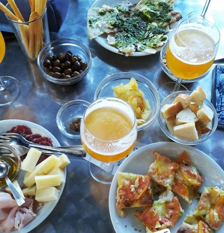 Aperitivo a Genova: la top 5 per stuzzicare l'appetito - Snap Italy