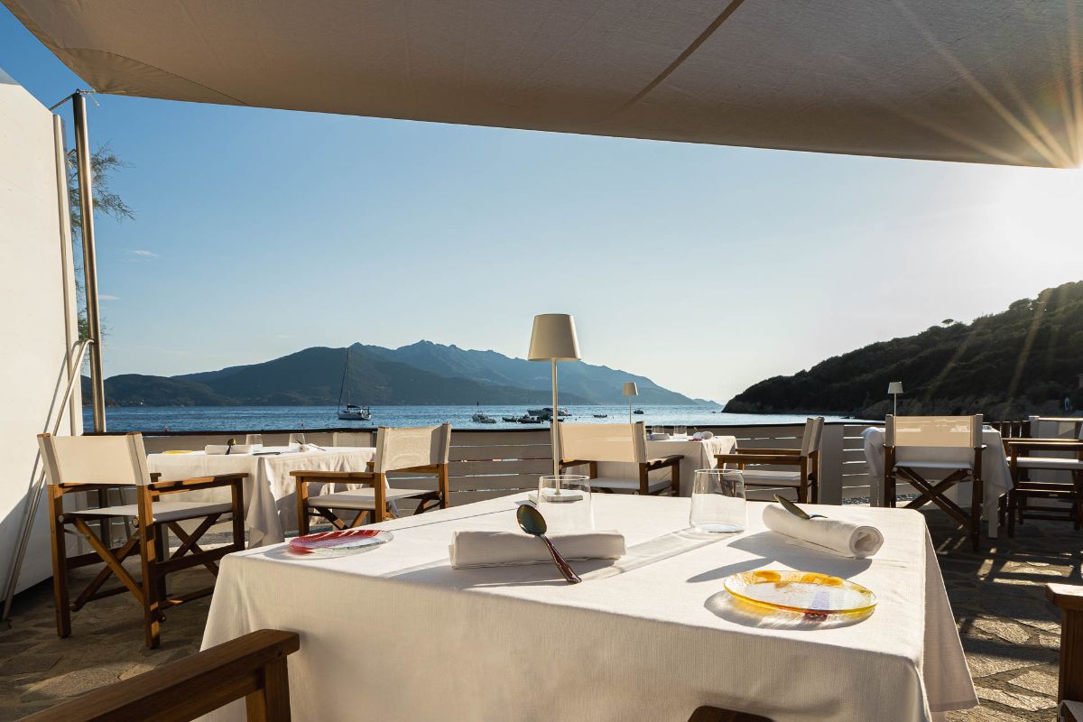 Emanuel Bistrot, accoglienza e sapore in riva all’Elba - Snap Italy